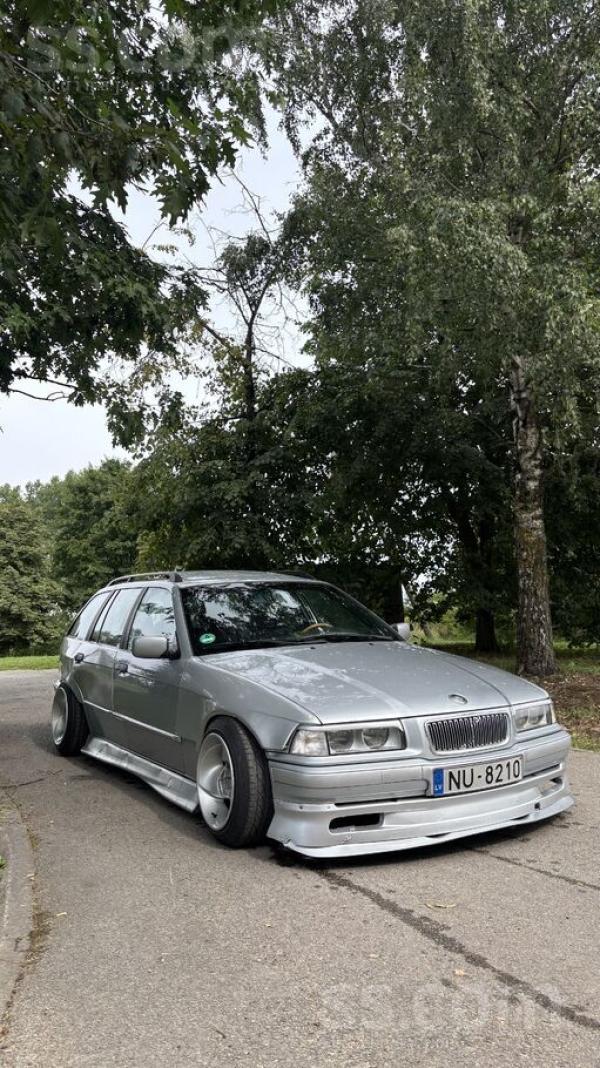 Grey BMW 318 1997 in Riga, with an engine capacity of 1.80 L and mileage of 216 thousand km for 3050 €, photo 1 on AUTOMOTO.COM.LV