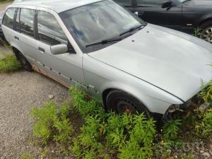 Grey BMW 318 1999 in Riga, with an engine capacity of 1.80 L and mileage of 300 thousand km for 850 €, photo 3 on AUTOMOTO.COM.LV