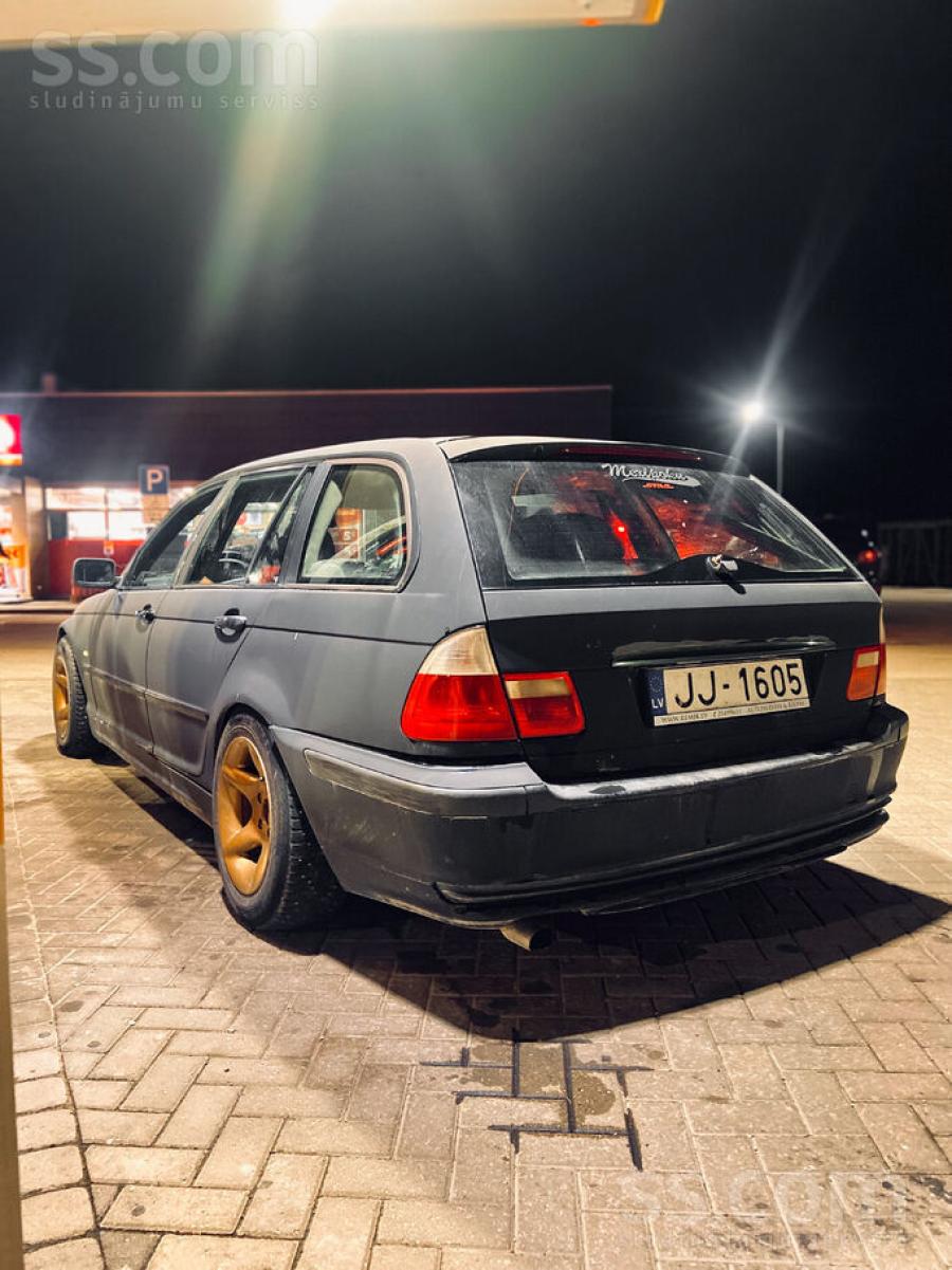 Pelēks BMW 318 2000 Rīga, ar dzinēja tilpumu 2.00 L un nobraukumu 280 tūkst. km par 1750 €, foto 4 vietnē AUTOMOTO.COM.LV