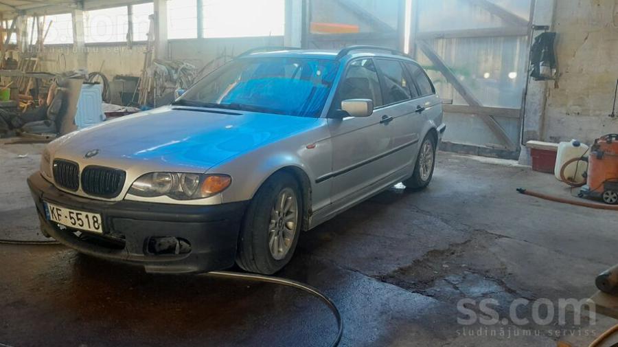 Grey BMW 318 2002 in Cesis, with an engine capacity of 2.00 L and mileage of 373 thousand km for 1400 €, photo 3 on AUTOMOTO.COM.LV