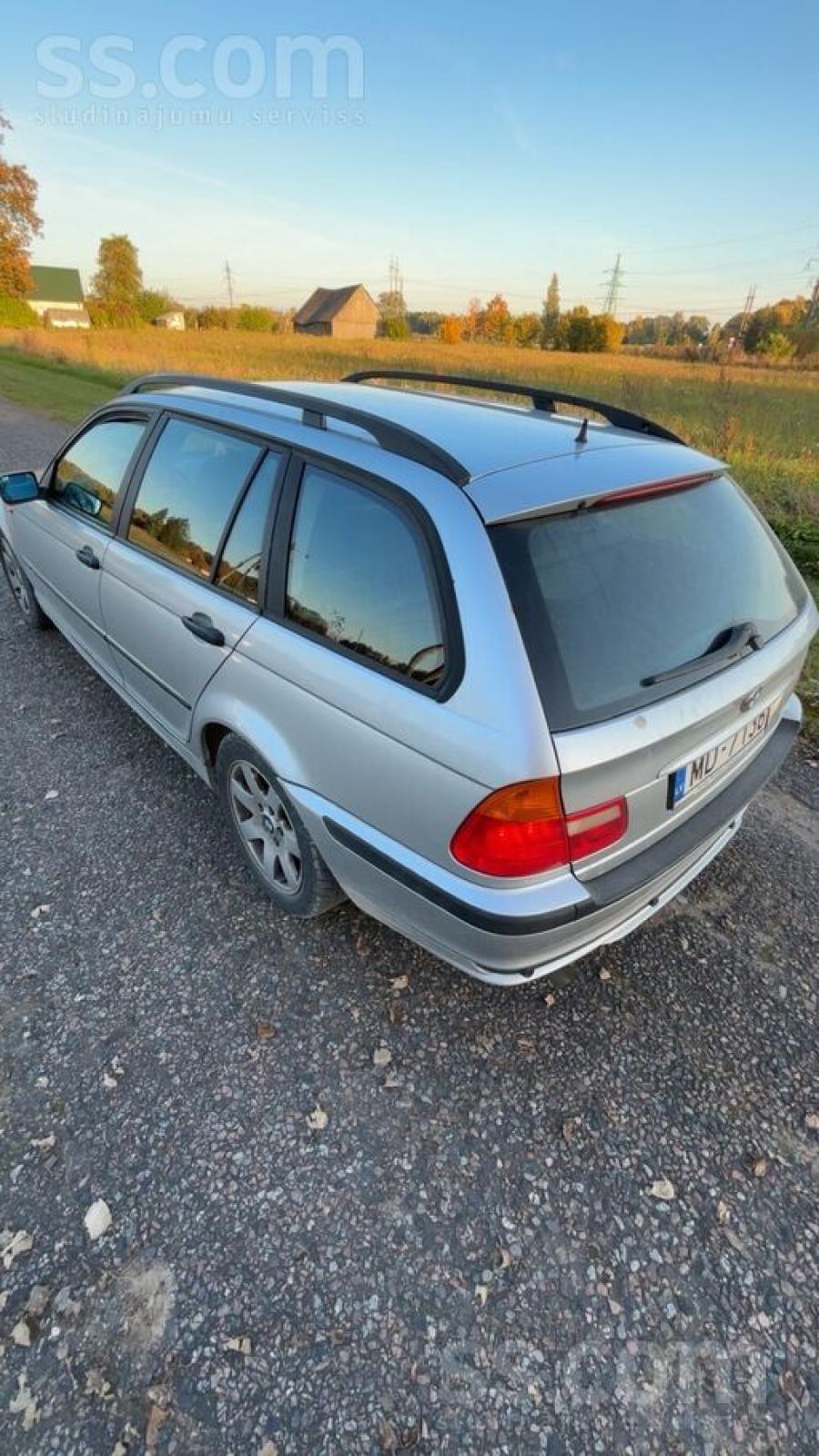 Grey BMW 318 2002 in Valmiera, with an engine capacity of 2.00 L and mileage of 242 thousand km for 1500 €, photo 5 on AUTOMOTO.COM.LV