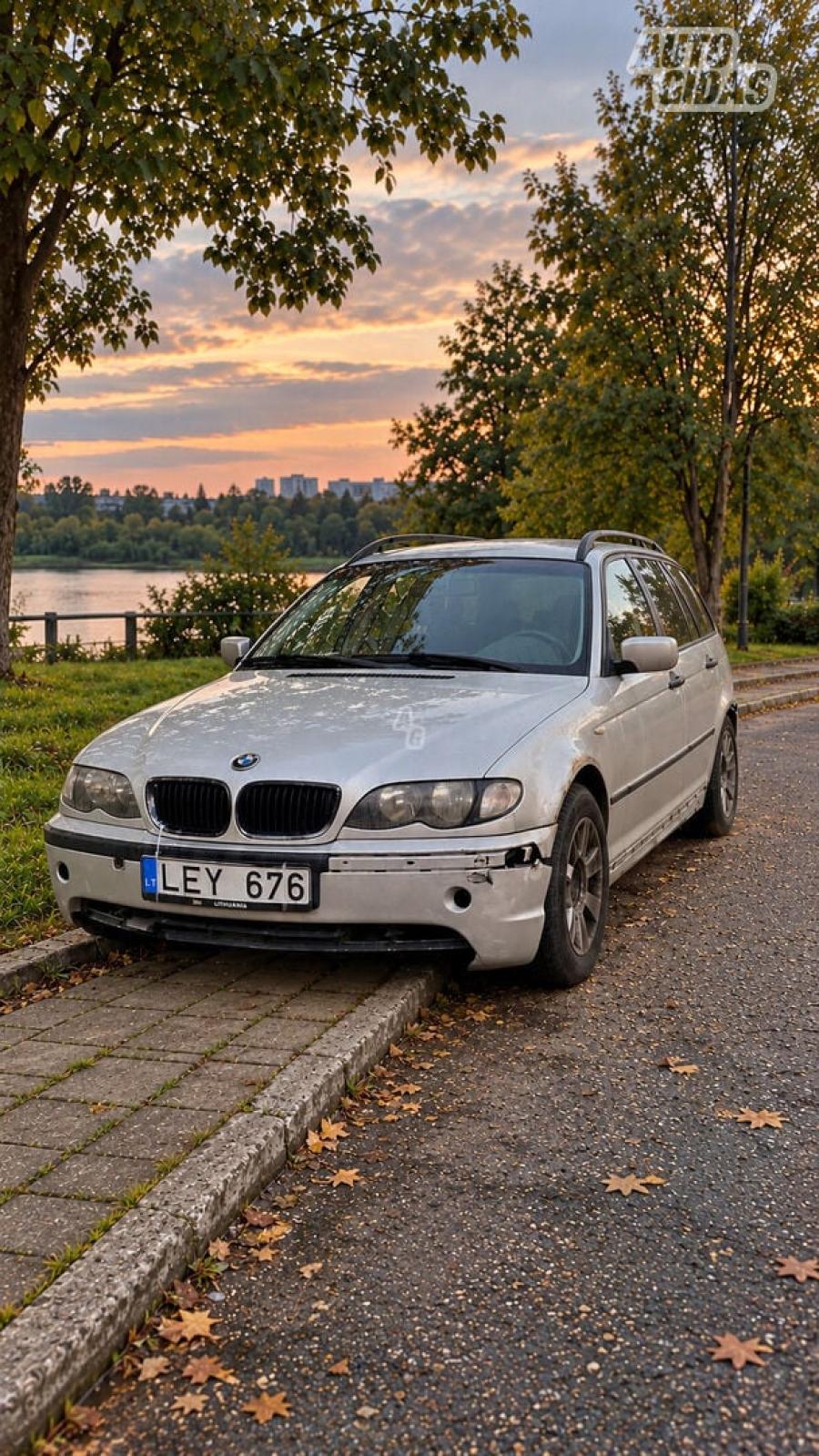Pelēks BMW 318 2005 Kauņa, ar dzinēja tilpumu 2.00 L un nobraukumu 300 tūkst. km par 1100 €, foto 1 vietnē AUTOMOTO.COM.LV