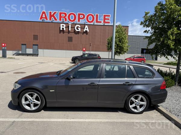 Grey BMW 318 2006 in Riga, with an engine capacity of 1.80 L and mileage of 211 thousand km for 3750 €, photo 5 on AUTOMOTO.COM.LV