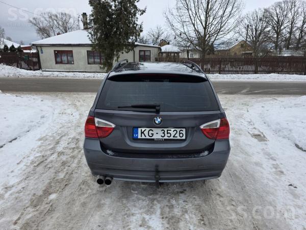 Grey BMW 318 2006 in Ventspils, with an engine capacity of 2.00 L and mileage of 377 thousand km for 3250 €, photo 8 on AUTOMOTO.COM.LV