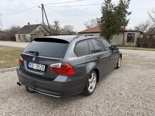 Pelēks BMW 318 2006 Ventspils, ar dzinēja tilpumu 2.00 L un nobraukumu 377 tūkst. km par 3100 €, foto 4 vietnē AUTOMOTO.COM.LV