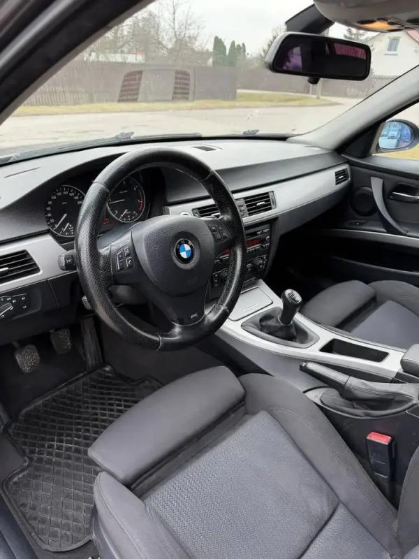 Pelēks BMW 318 2006 Ventspils, ar dzinēja tilpumu 2.00 L un nobraukumu 377 tūkst. km par 3100 €, foto 10 vietnē AUTOMOTO.COM.LV