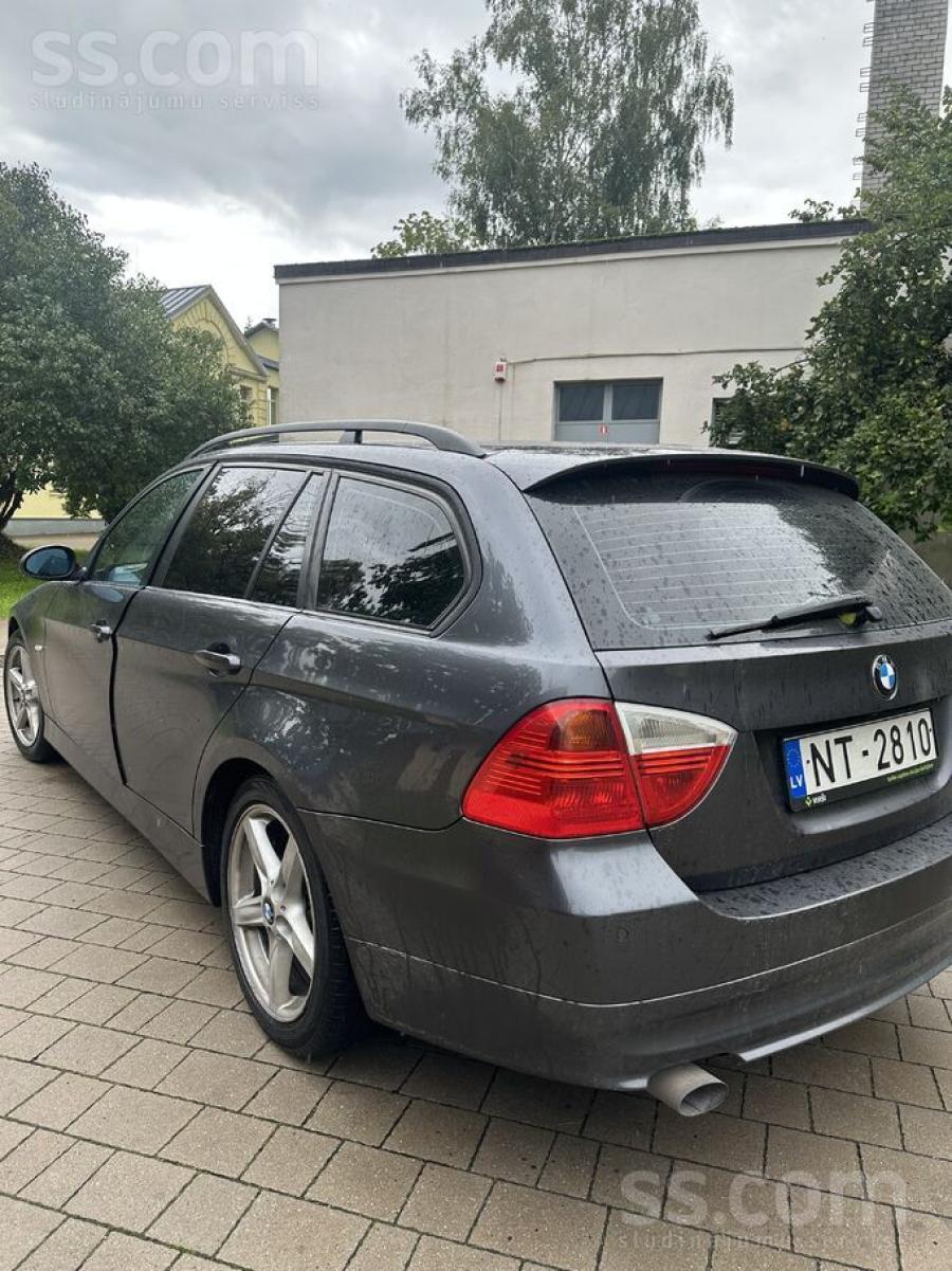 Grey BMW 318 2006 in Jelgava, with an engine capacity of 2.00 L and mileage of 247 thousand km for 3200 €, photo 5 on AUTOMOTO.COM.LV