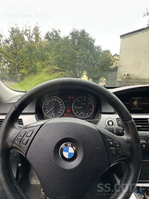Grey BMW 318 2006 in Jelgava, with an engine capacity of 2.00 L and mileage of 247 thousand km for 3200 €, photo 6 on AUTOMOTO.COM.LV
