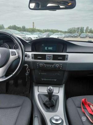 Grey BMW 318 2006 in Marijampole, with an engine capacity of 2.00 L and mileage of 237 thousand km for 2200 €, photo 8 on AUTOMOTO.COM.LV