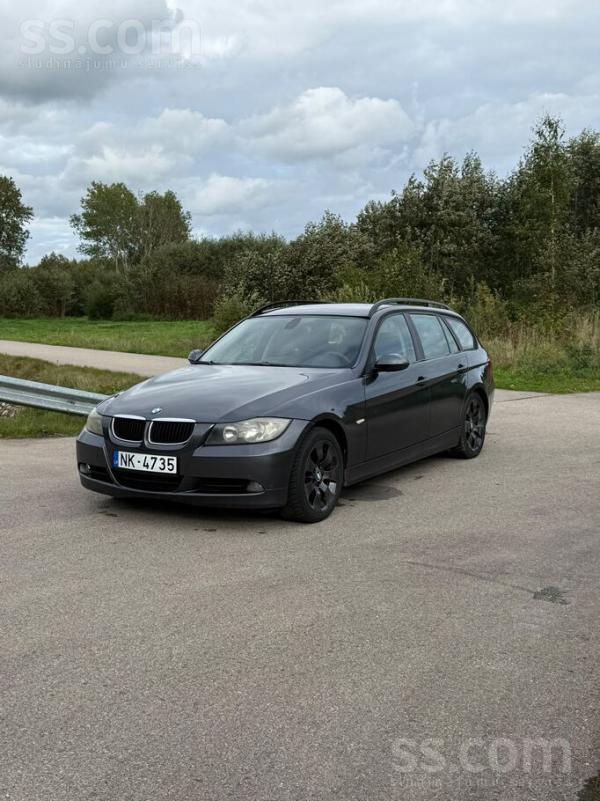 Pelēks BMW 318 2006 Preiļi, ar dzinēja tilpumu 2.00 L un nobraukumu 389 tūkst. km par 2800 €, foto 3 vietnē AUTOMOTO.COM.LV