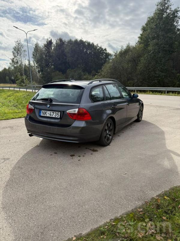 Pelēks BMW 318 2006 Preiļi, ar dzinēja tilpumu 2.00 L un nobraukumu 389 tūkst. km par 2800 €, foto 4 vietnē AUTOMOTO.COM.LV