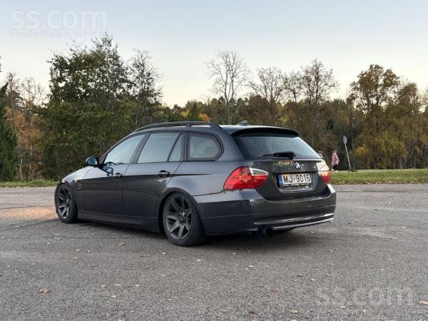 Pelēks BMW 318 2006 Valmiera, ar dzinēja tilpumu 2.00 L un nobraukumu 368 tūkst. km par 3199 €, foto 5 vietnē AUTOMOTO.COM.LV