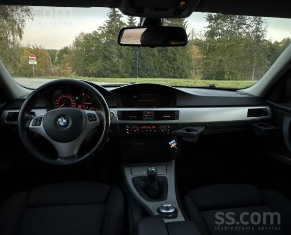 Pelēks BMW 318 2006 Valmiera, ar dzinēja tilpumu 2.00 L un nobraukumu 368 tūkst. km par 3199 €, foto 10 vietnē AUTOMOTO.COM.LV