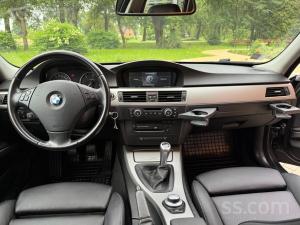 Grey BMW 318 2007 in Riga, with an engine capacity of 1.80 L and mileage of 326 thousand km for 3800 €, photo 5 on AUTOMOTO.COM.LV