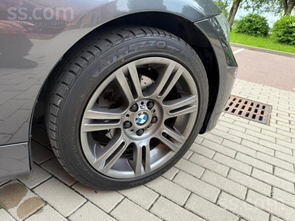 Grey BMW 318 2007 in Riga, with an engine capacity of 1.80 L and mileage of 326 thousand km for 3800 €, photo 9 on AUTOMOTO.COM.LV