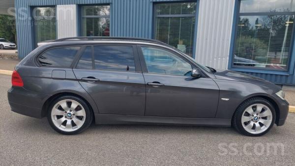 Grey BMW 318 2007 in Riga, with an engine capacity of 2.00 L and mileage of 388 thousand km for 3490 €, photo 9 on AUTOMOTO.COM.LV
