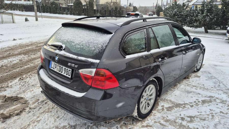 Pelēks BMW 318 2007 Šauļi, ar dzinēja tilpumu 2.00 L un nobraukumu 271 tūkst. km par 3250 €, foto 6 vietnē AUTOMOTO.COM.LV