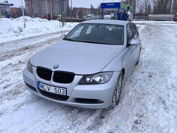 Pelēks BMW 318 2007 Klaipėda, ar dzinēja tilpumu 2.00 L un nobraukumu 322 tūkst. km par 2300 €, foto 3 vietnē AUTOMOTO.COM.LV