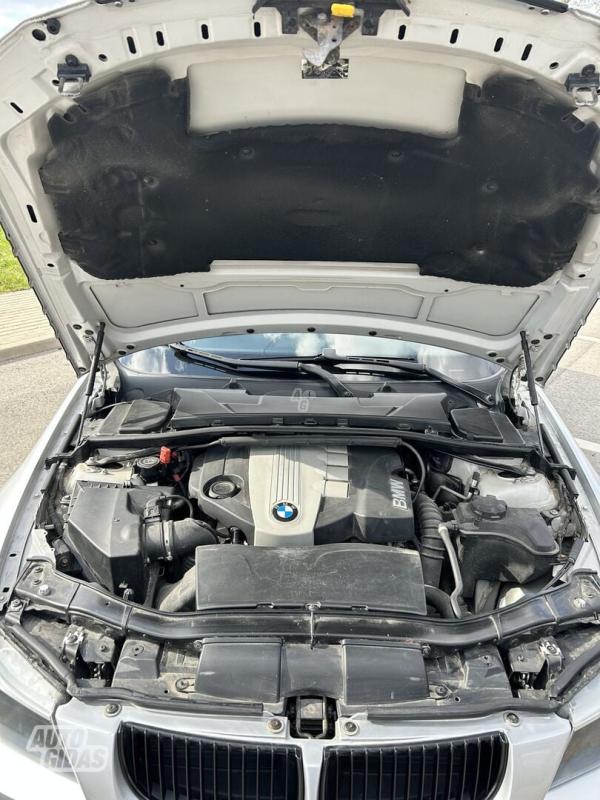 Pelēks BMW 318 2007 Šauļi, ar dzinēja tilpumu 1.80 L un nobraukumu 258 tūkst. km par 4300 €, foto 6 vietnē AUTOMOTO.COM.LV