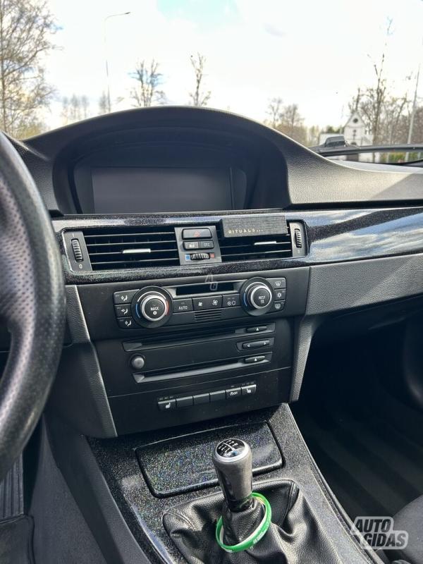 Pelēks BMW 318 2007 Šauļi, ar dzinēja tilpumu 1.80 L un nobraukumu 258 tūkst. km par 4300 €, foto 9 vietnē AUTOMOTO.COM.LV