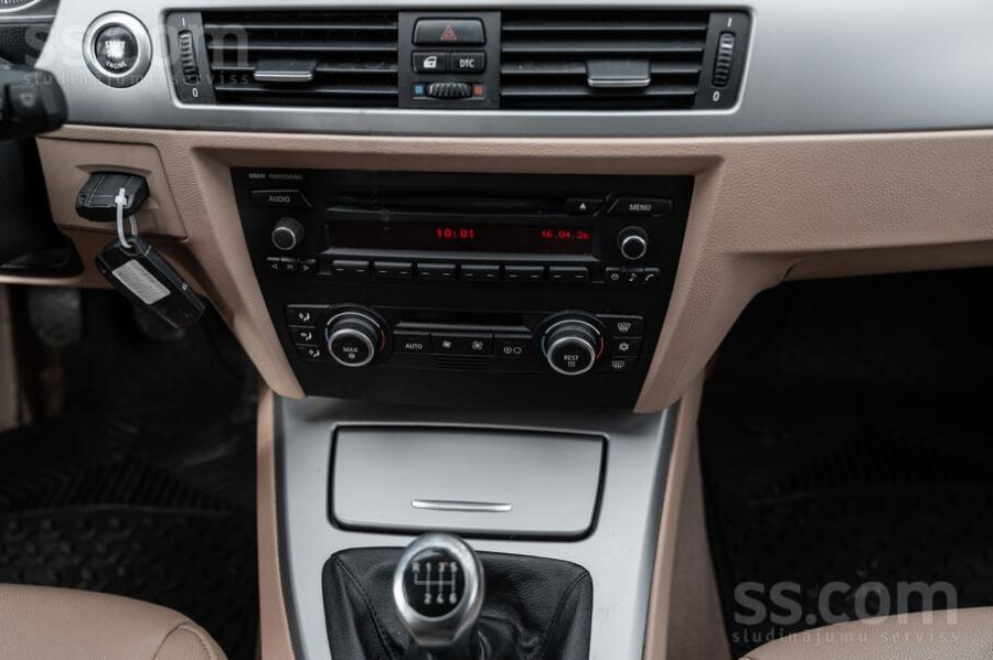 Pelēks BMW 318 2007 Rīga, ar dzinēja tilpumu 2.00 L un nobraukumu 408 tūkst. km par 3450 €, foto 9 vietnē AUTOMOTO.COM.LV