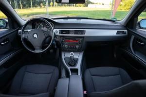 Pelēks BMW 318 2007 Liepāja, ar dzinēja tilpumu 2.00 L un nobraukumu 277 tūkst. km par 4100 €, foto 8 vietnē AUTOMOTO.COM.LV