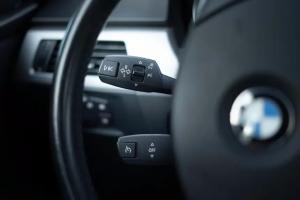 Pelēks BMW 318 2007 Liepāja, ar dzinēja tilpumu 2.00 L un nobraukumu 277 tūkst. km par 4100 €, foto 16 vietnē AUTOMOTO.COM.LV