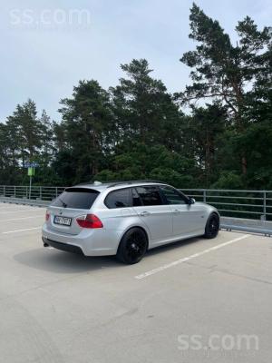 Grey BMW 318 2007 in Riga, with an engine capacity of 2.00 L and mileage of 366 thousand km for 4800 €, photo 9 on AUTOMOTO.COM.LV