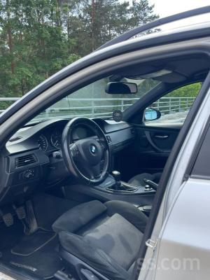 Grey BMW 318 2007 in Riga, with an engine capacity of 2.00 L and mileage of 366 thousand km for 4800 €, photo 13 on AUTOMOTO.COM.LV