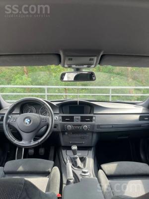 Grey BMW 318 2007 in Riga, with an engine capacity of 2.00 L and mileage of 366 thousand km for 4800 €, photo 15 on AUTOMOTO.COM.LV