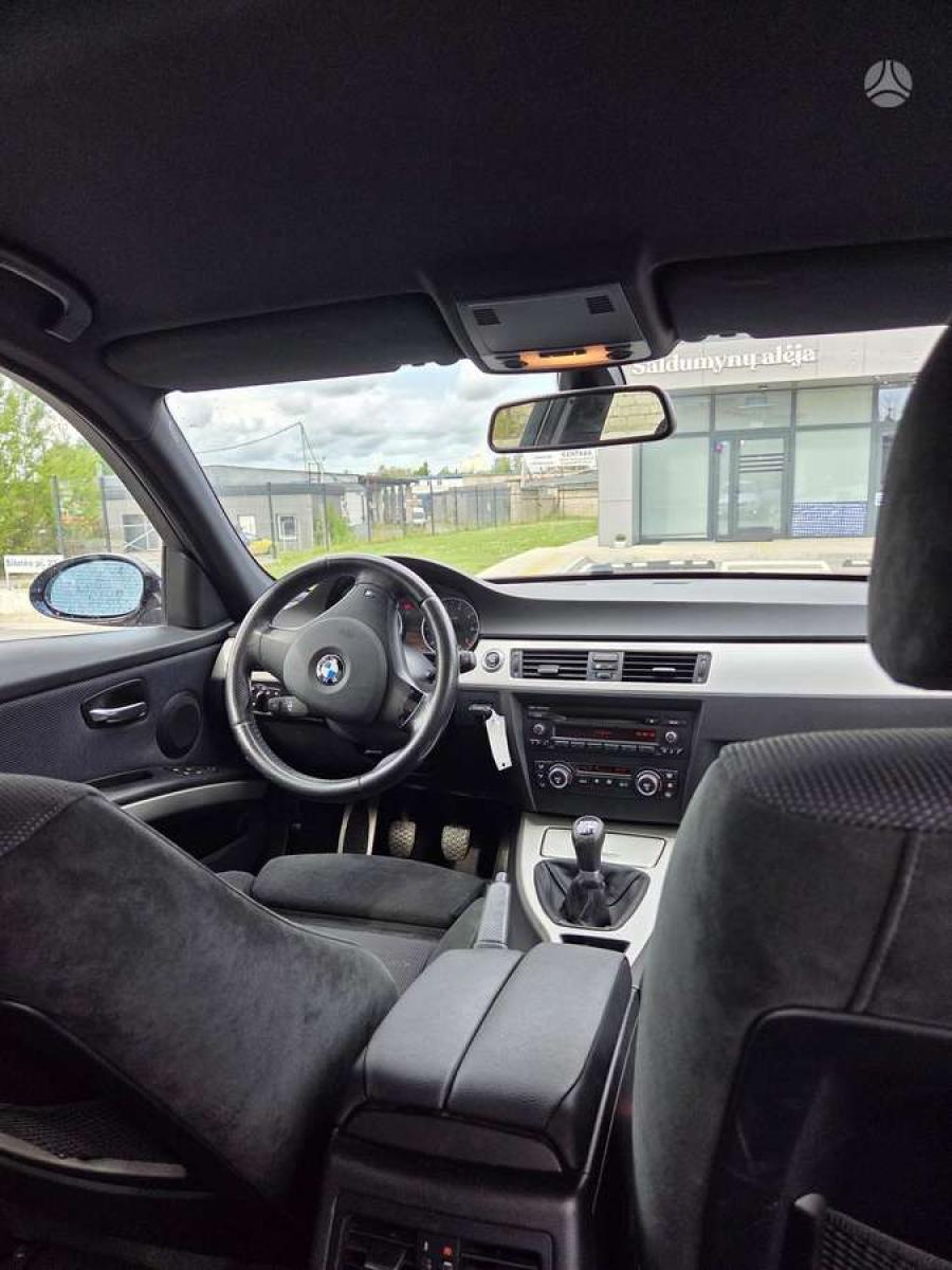 Grey BMW 318 2007 in Klaipeda, with an engine capacity of 2.00 L and mileage of 230 thousand km for 2600 €, photo 17 on AUTOMOTO.COM.LV