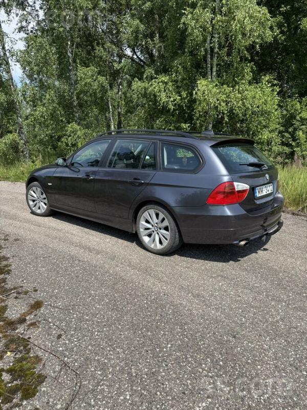 Pelēks BMW 318 2007 Rīga, ar dzinēja tilpumu 2.00 L un nobraukumu 223 tūkst. km par 3990 €, foto 2 vietnē AUTOMOTO.COM.LV