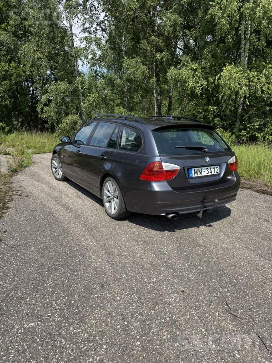 Pelēks BMW 318 2007 Rīga, ar dzinēja tilpumu 2.00 L un nobraukumu 223 tūkst. km par 3990 €, foto 4 vietnē AUTOMOTO.COM.LV