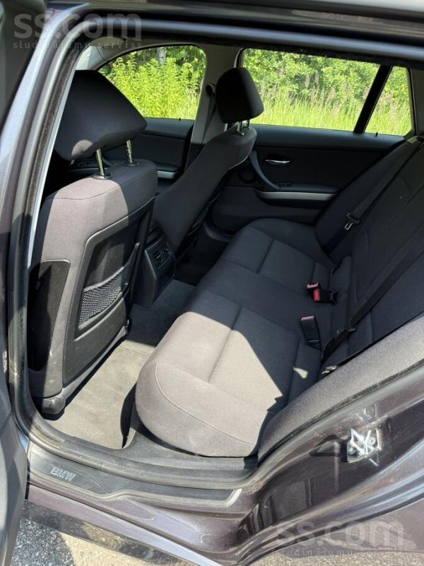 Pelēks BMW 318 2007 Rīga, ar dzinēja tilpumu 2.00 L un nobraukumu 223 tūkst. km par 3990 €, foto 7 vietnē AUTOMOTO.COM.LV