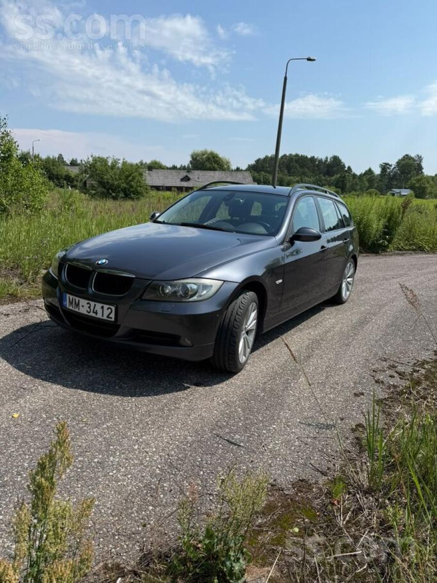 Grey BMW 318 2007 in Riga, with an engine capacity of 2.00 L and mileage of 223 thousand km for 3990 €, photo 14 on AUTOMOTO.COM.LV