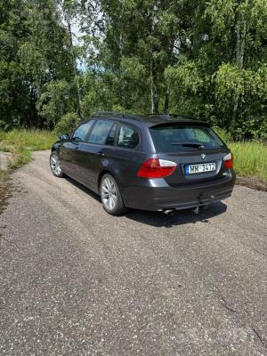 Grey BMW 318 2007 in Riga, with an engine capacity of 2.00 L and mileage of 223 thousand km for 3990 €, photo 15 on AUTOMOTO.COM.LV