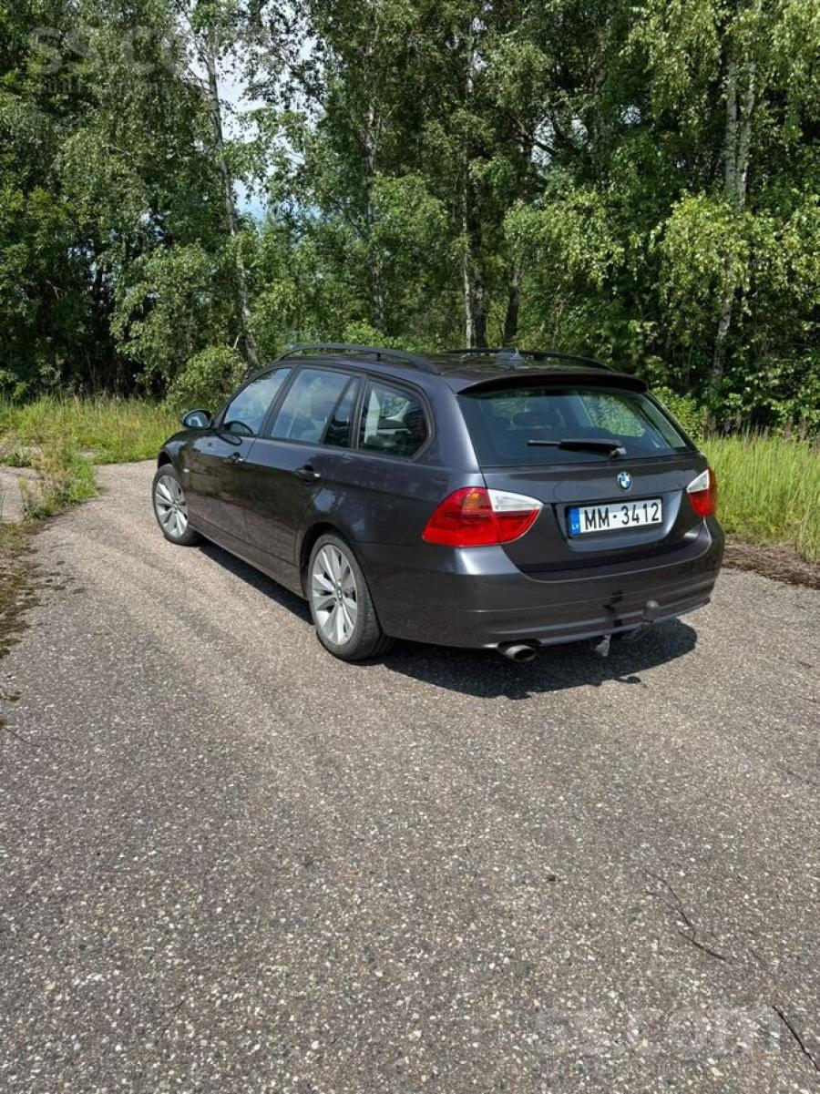 Grey BMW 318 2007 in Riga, with an engine capacity of 2.00 L and mileage of 223 thousand km for 3990 €, photo 15 on AUTOMOTO.COM.LV