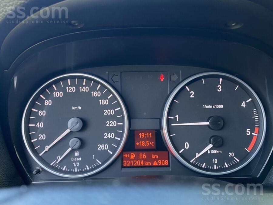 Pelēks BMW 318 2007 Jelgava, ar dzinēja tilpumu 1.80 L un nobraukumu 321 tūkst. km par 3500 €, foto 12 vietnē AUTOMOTO.COM.LV