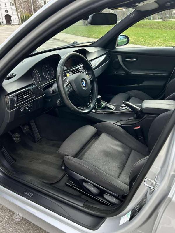 Pelēks BMW 318 2007 Šauļi, ar dzinēja tilpumu 2.00 L un nobraukumu 260 tūkst. km par 4150 €, foto 9 vietnē AUTOMOTO.COM.LV