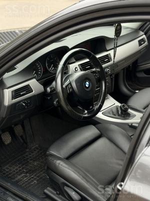 Pelēks BMW 318 2007 Jelgava, ar dzinēja tilpumu 2.00 L un nobraukumu 352 tūkst. km par 4100 €, foto 5 vietnē AUTOMOTO.COM.LV