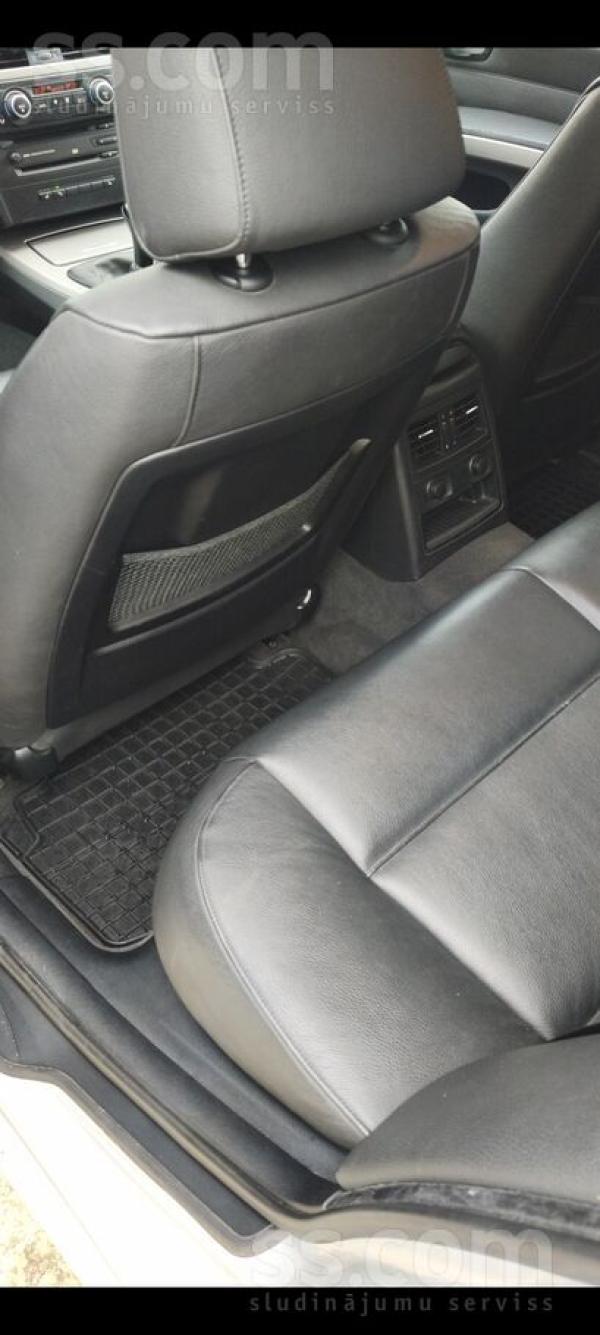 Grey BMW 318 2007 in Jelgava, with an engine capacity of 2.00 L and mileage of 386 thousand km for 4300 €, photo 10 on AUTOMOTO.COM.LV