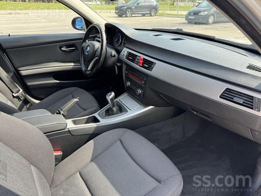 Pelēks BMW 318 2008 Rīga, ar dzinēja tilpumu 2.00 L un nobraukumu 310 tūkst. km par 2900 €, foto 6 vietnē AUTOMOTO.COM.LV