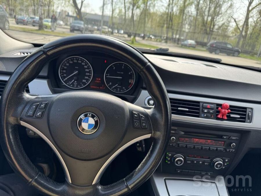 Pelēks BMW 318 2008 Rīga, ar dzinēja tilpumu 2.00 L un nobraukumu 310 tūkst. km par 2900 €, foto 7 vietnē AUTOMOTO.COM.LV