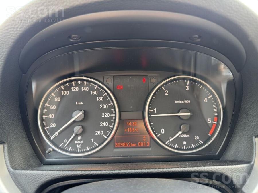 Pelēks BMW 318 2008 Rīga, ar dzinēja tilpumu 2.00 L un nobraukumu 310 tūkst. km par 2900 €, foto 8 vietnē AUTOMOTO.COM.LV