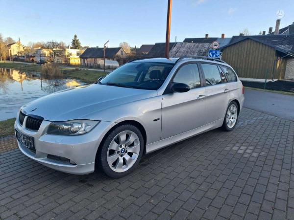 Grey BMW 318 2008 in Raseiniai, with an engine capacity of 2.00 L and mileage of 194 thousand km for 3300 €, photo 5 on AUTOMOTO.COM.LV