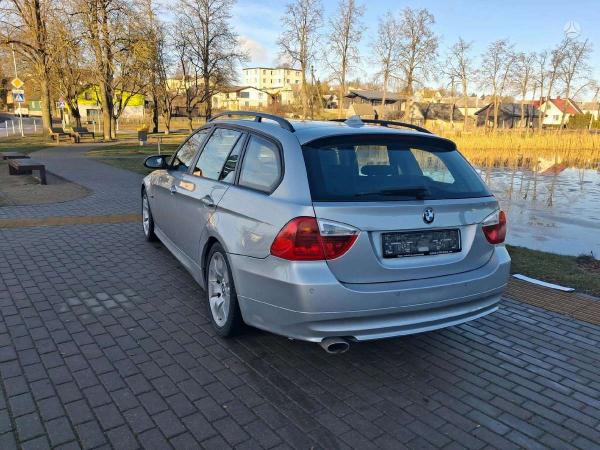 Grey BMW 318 2008 in Raseiniai, with an engine capacity of 2.00 L and mileage of 194 thousand km for 3300 €, photo 6 on AUTOMOTO.COM.LV