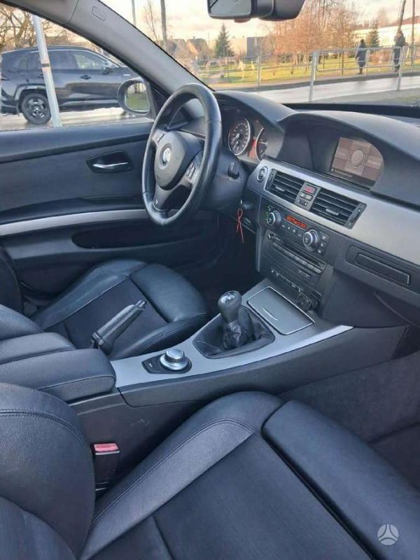 Pelēks BMW 318 2008 Raseiniai, ar dzinēja tilpumu 2.00 L un nobraukumu 194 tūkst. km par 3300 €, foto 11 vietnē AUTOMOTO.COM.LV