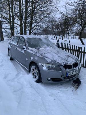 Pelēks BMW 318 2008 Jurbarkas, ar dzinēja tilpumu 2.00 L un nobraukumu 28 tūkst. km par 1100 €, foto 3 vietnē AUTOMOTO.COM.LV