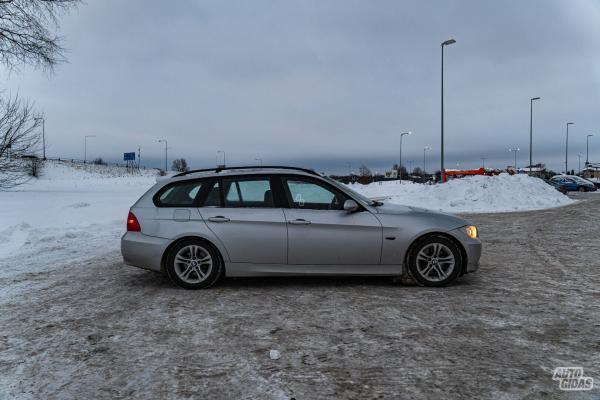 Pelēks BMW 318 2008 Klaipėda, ar dzinēja tilpumu 2.00 L un nobraukumu 298 tūkst. km par 1900 €, foto 2 vietnē AUTOMOTO.COM.LV