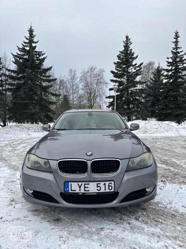 Grey BMW 318 2008 in Klaipeda, with an engine capacity of 2.00 L and mileage of 299 thousand km for 3750 €, photo 3 on AUTOMOTO.COM.LV